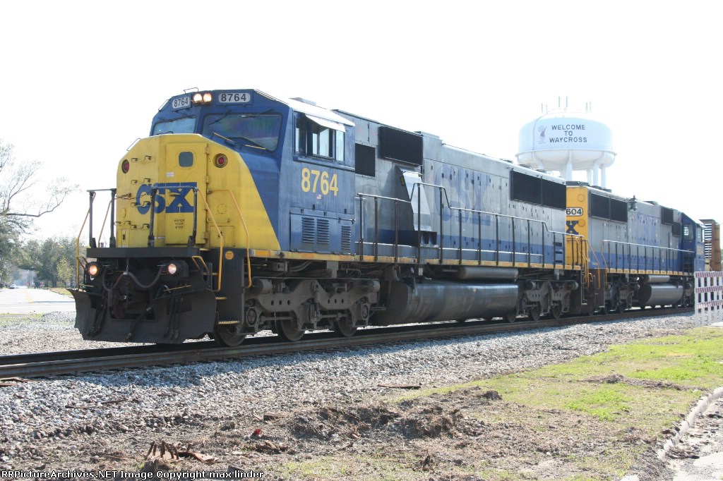 CSX 8764